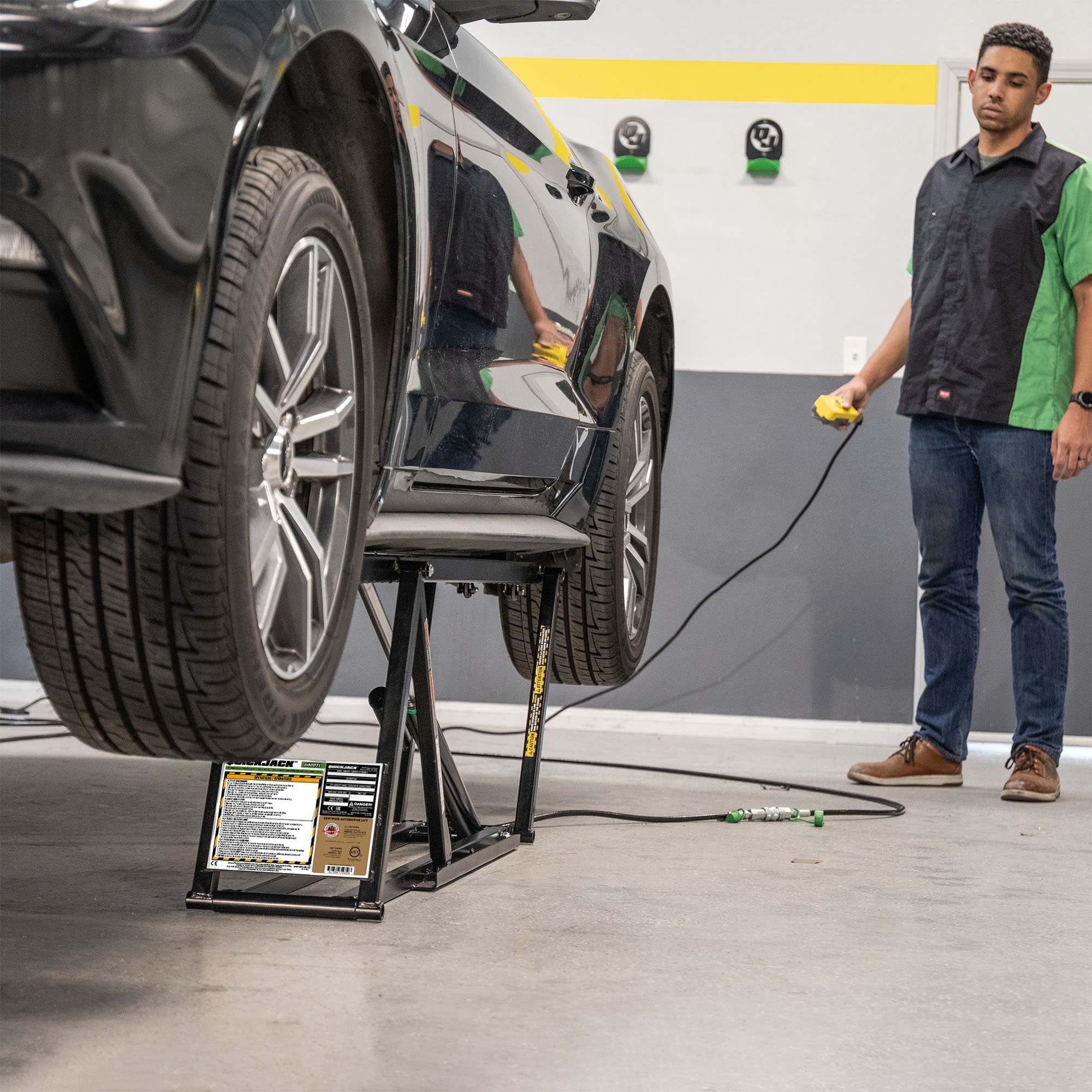 6000TL 6,000-lb. Portable Car Lift Standard Frame Most Popular Model ...